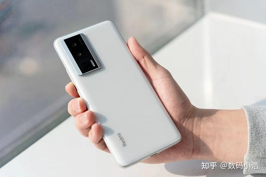 618次旗舰机皇之争！一加Ace2对比红米K60，5维度综合横评