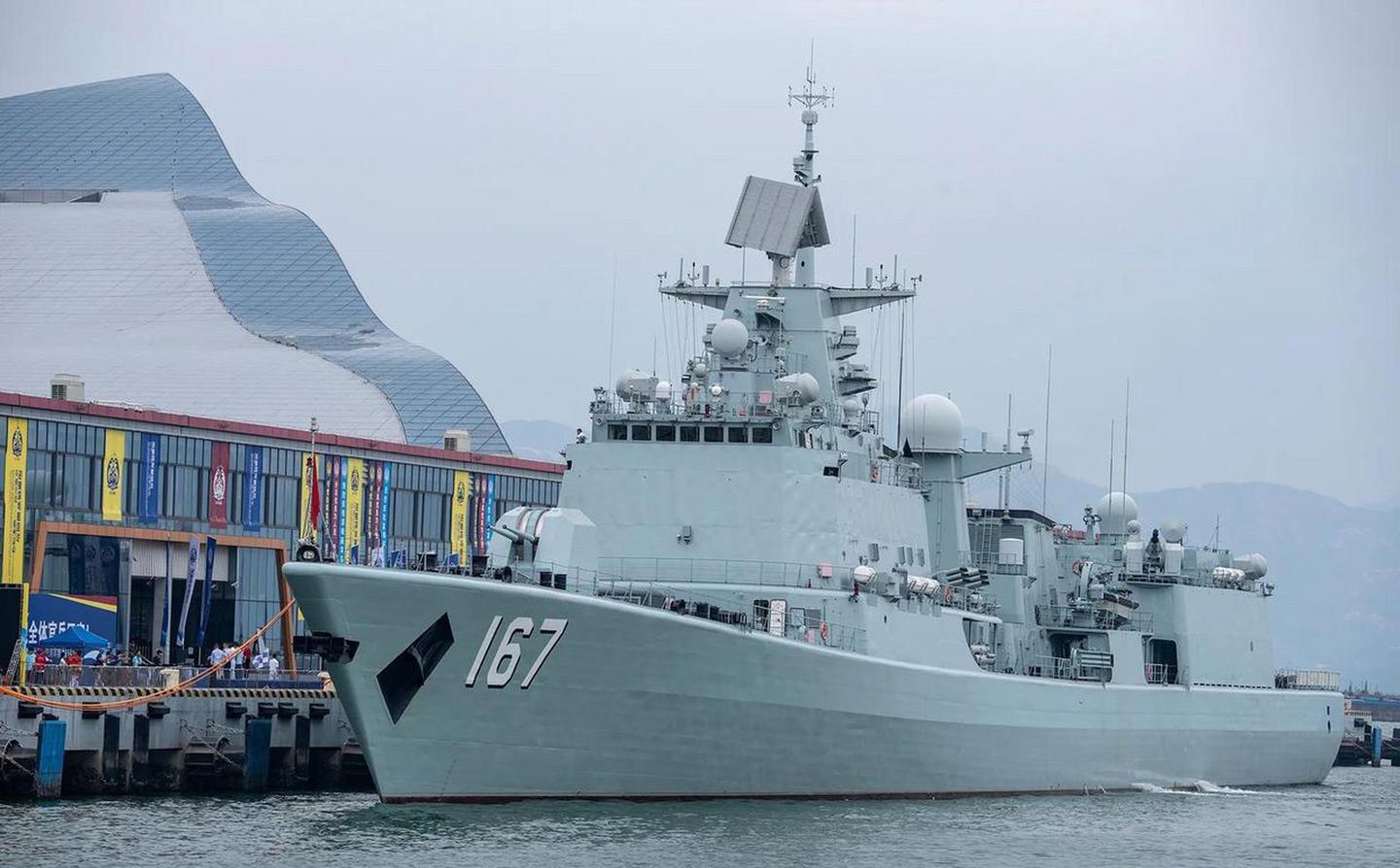 人民海军驱逐舰发展史（七）——国产盾舰的开山之作052C驱逐舰 - 知乎