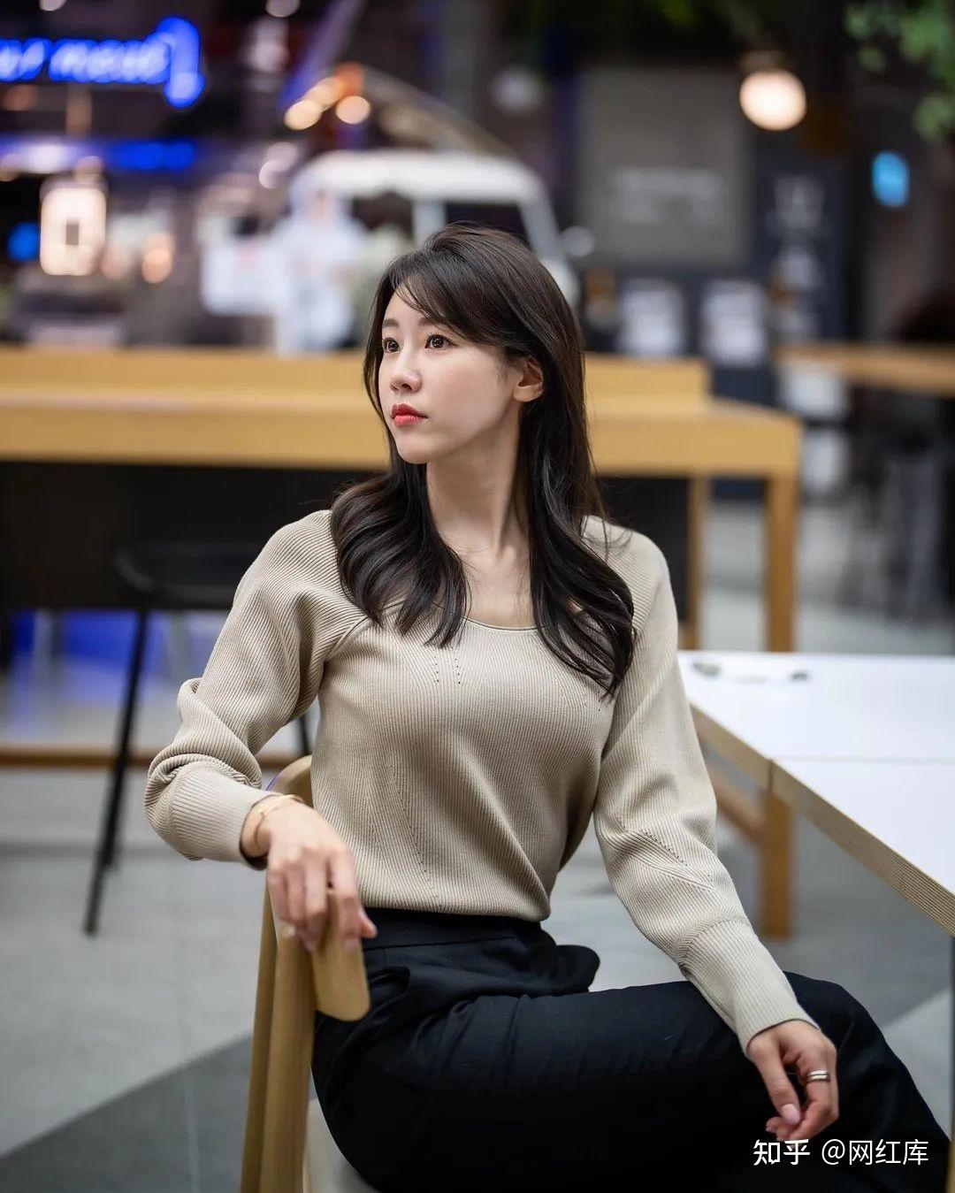 韩国网红umzi，身材热辣，勤奋自律，曼妙曲线，让人侧目 - 知乎