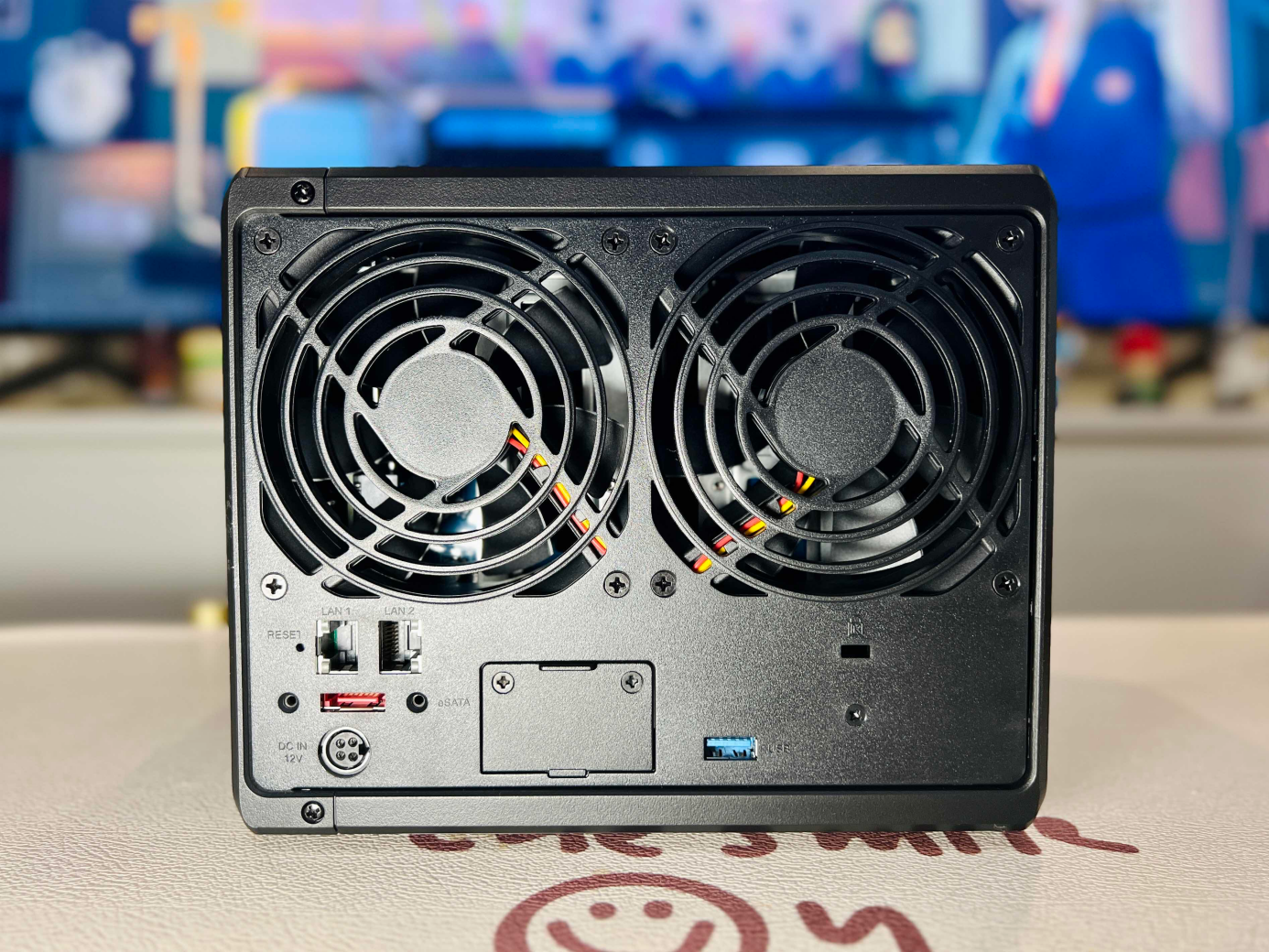 2023中高端NAS如何选？极空间Z4S旗舰版和群晖923+对比测评分享！ - 知乎