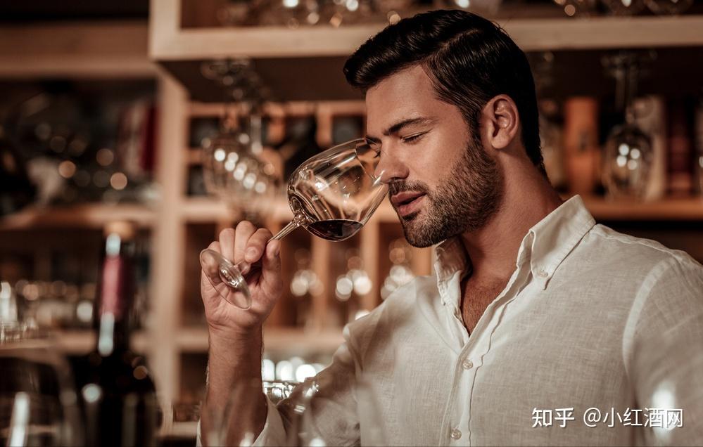 如何掌握品尝葡萄酒的 四步品酒法”? 知乎