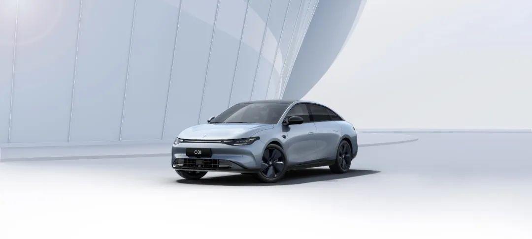 国内首款采用CTC车身的零跑C01，预售18万起 - 知乎
