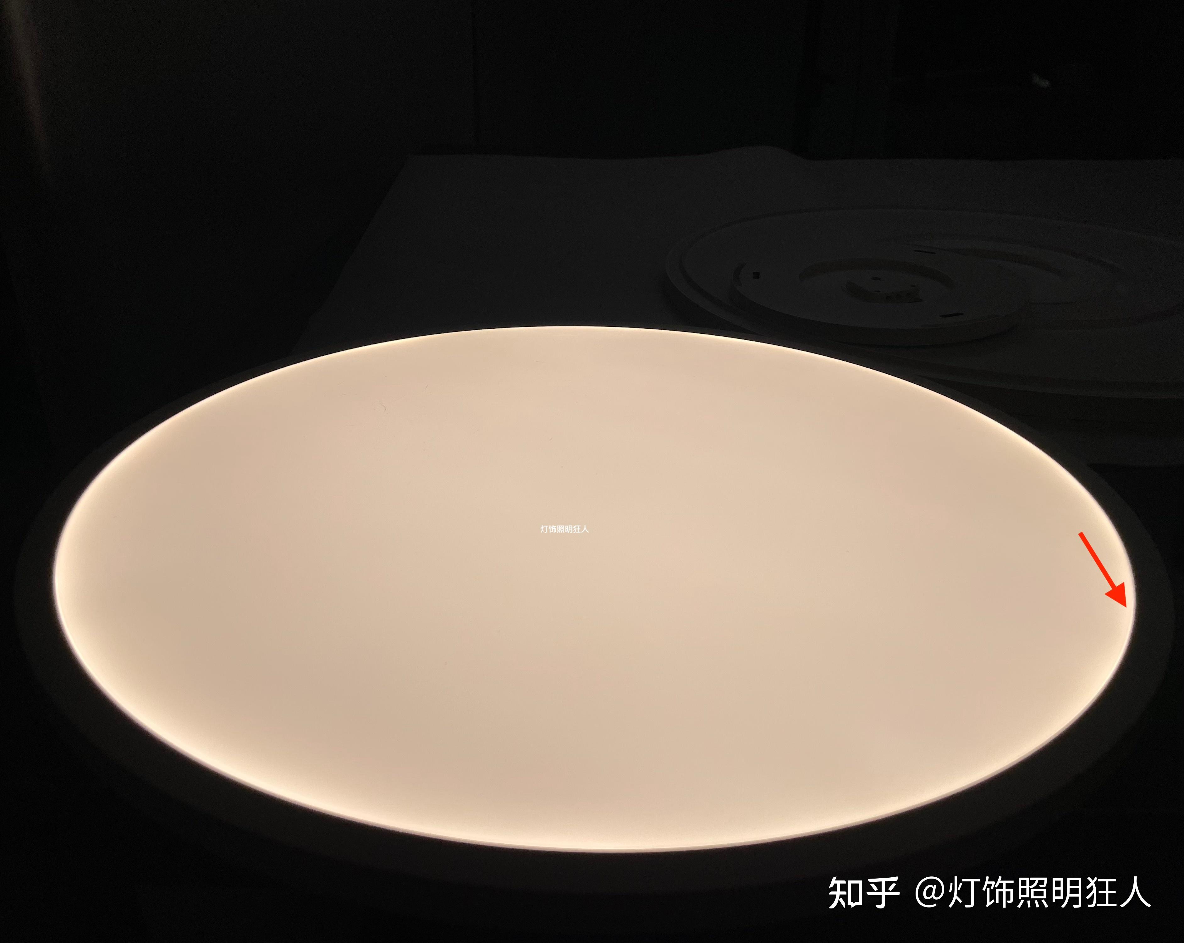 超薄吸顶灯怎么选？横评lipro、yeelight、柏曼、霍尼韦尔、小燕导光板吸顶灯 - 知乎