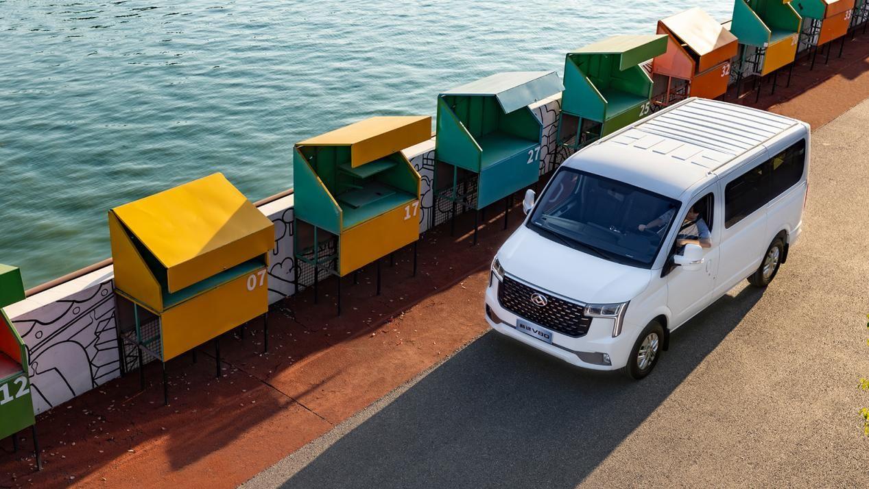 上汽大通新途V80 9AT告诉你 轻客搭载9AT有奇效！ - 知乎