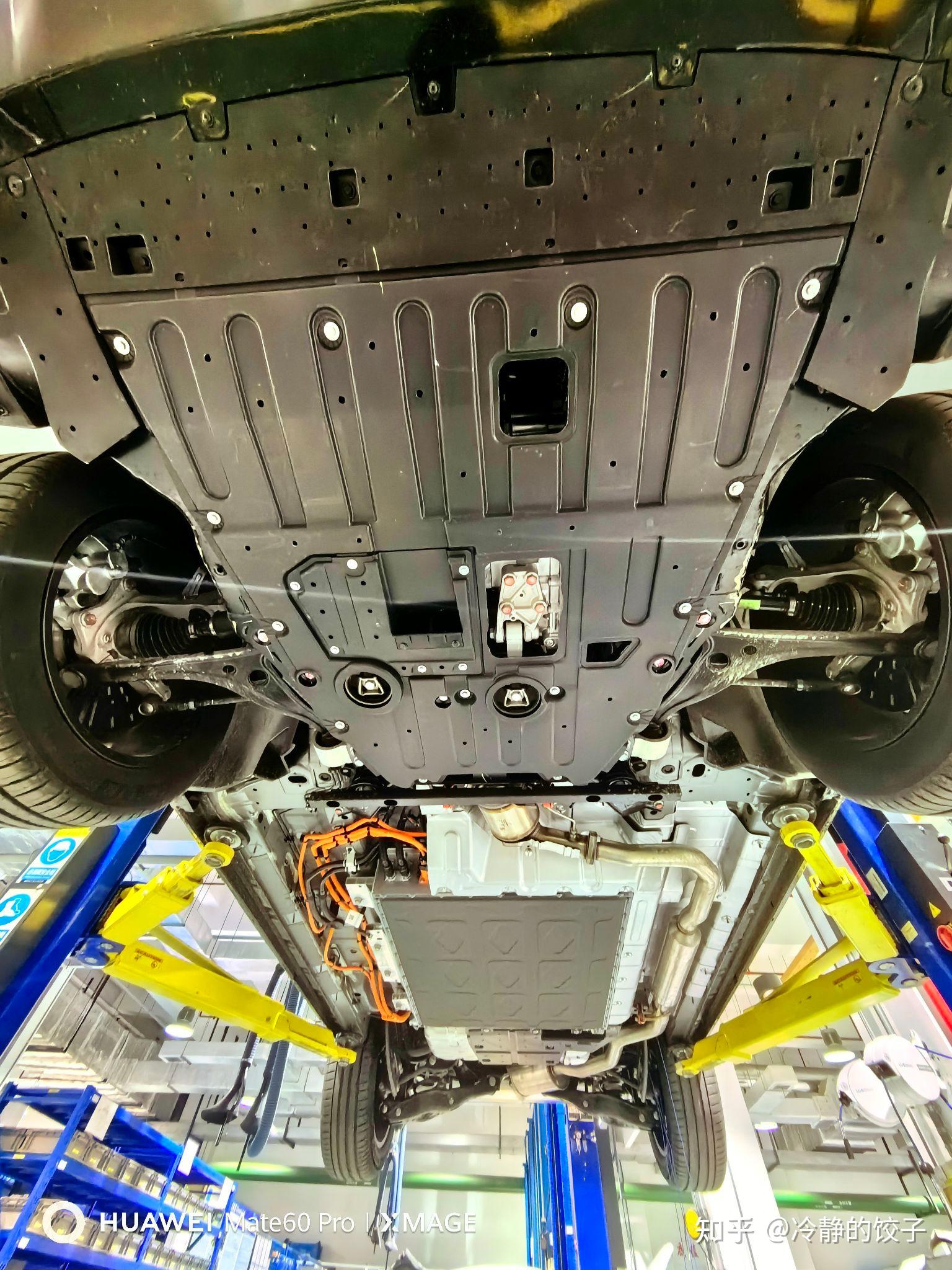 底盘工程师走心评测：广汽传祺ES9底盘性能硬核解析 - 知乎