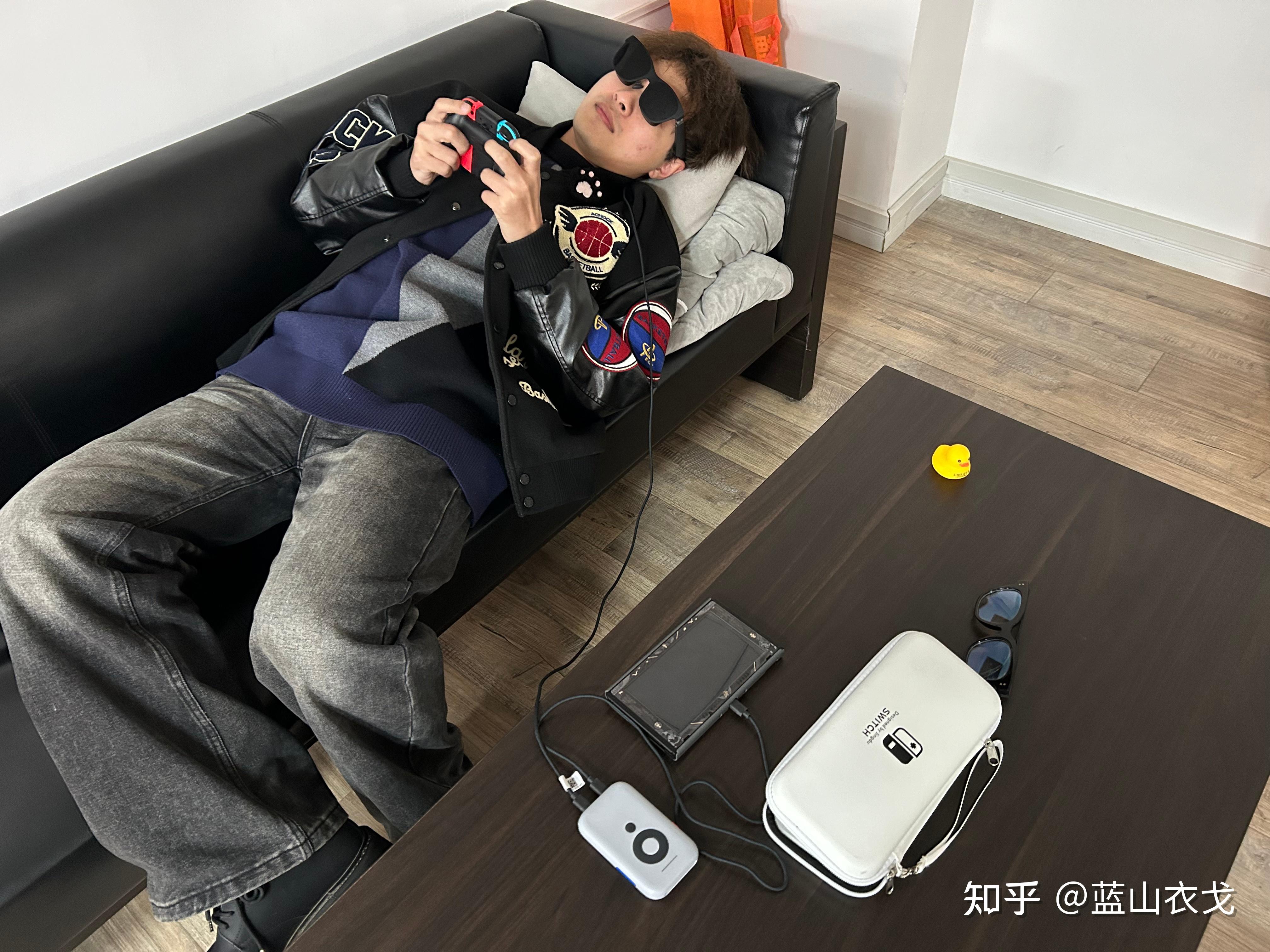 AR眼镜orVR眼镜？两者区别是什么？业内公认最强的的XREAL AR眼镜究竟是名副其实还是徒有虚名？到底值不值得入手？ - 知乎