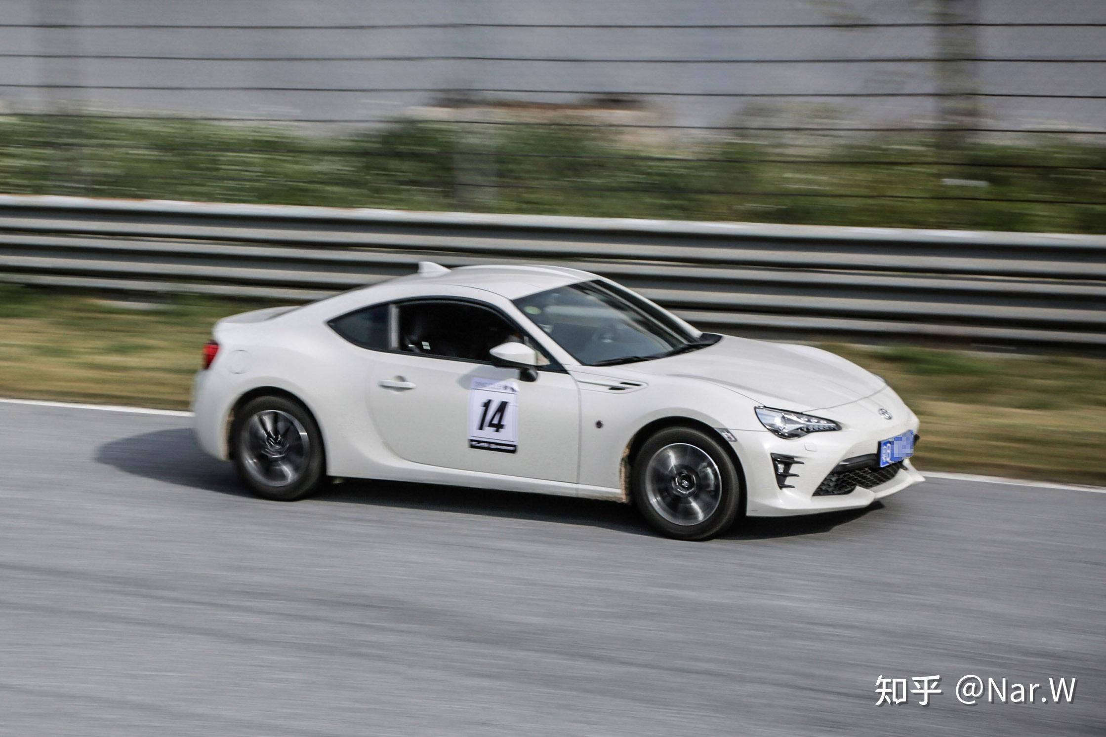 持有一台丰田86的体验（买菜通勤感） - 知乎