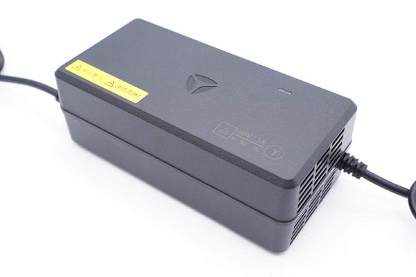 拆解报告：yadea雅迪180W石墨烯铅酸电池充电器 - 知乎