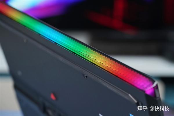 旗舰性能配极致灯效！微星泰坦GE78 HX笔记本评测： 250W狂暴性能输出 - 知乎
