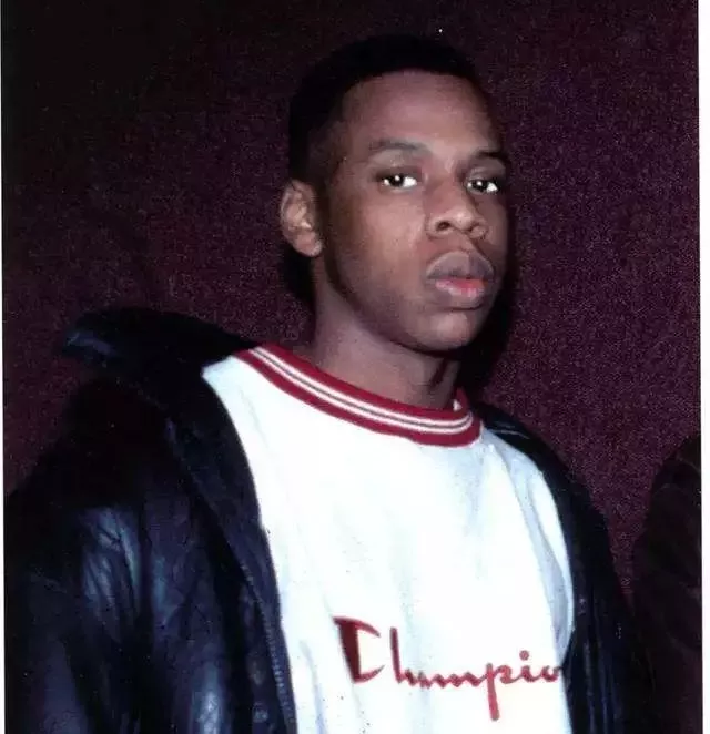 Champion:“我创造了潮流，但潮流与我无关。”带你了解冠军的一切 - 知乎