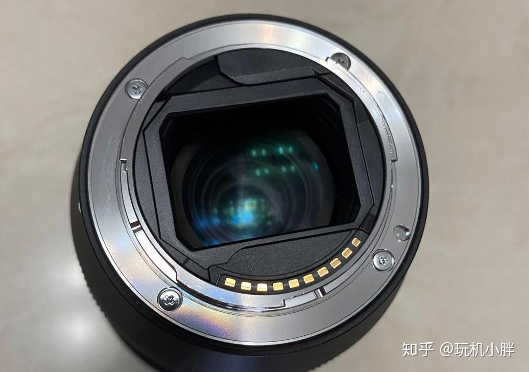 无反结构下的光学精华，谈谈索尼12-24GM - 知乎