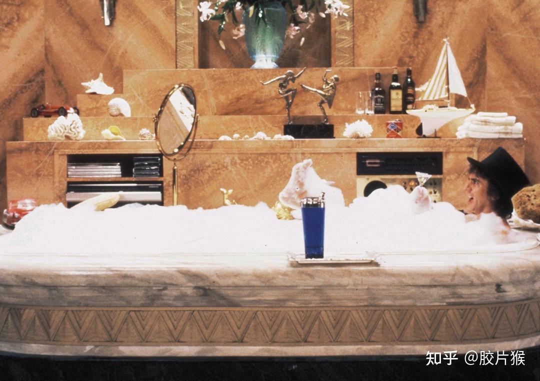 好莱坞电影中令人难忘的浴缸时刻 知乎