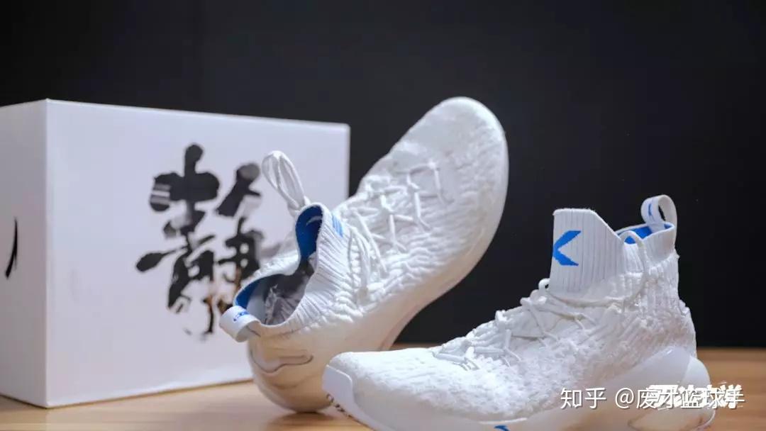 KT4实战测评：总决赛唯一露脸的国产球鞋，值得入手吗？ - 知乎