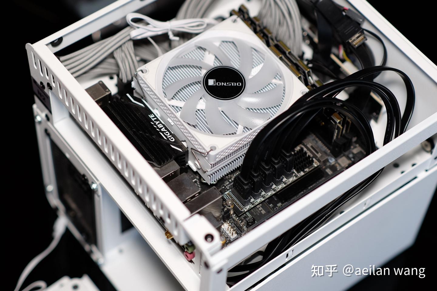 乔思伯新品NAS机箱——N2，开箱评测及装机对比 - 知乎