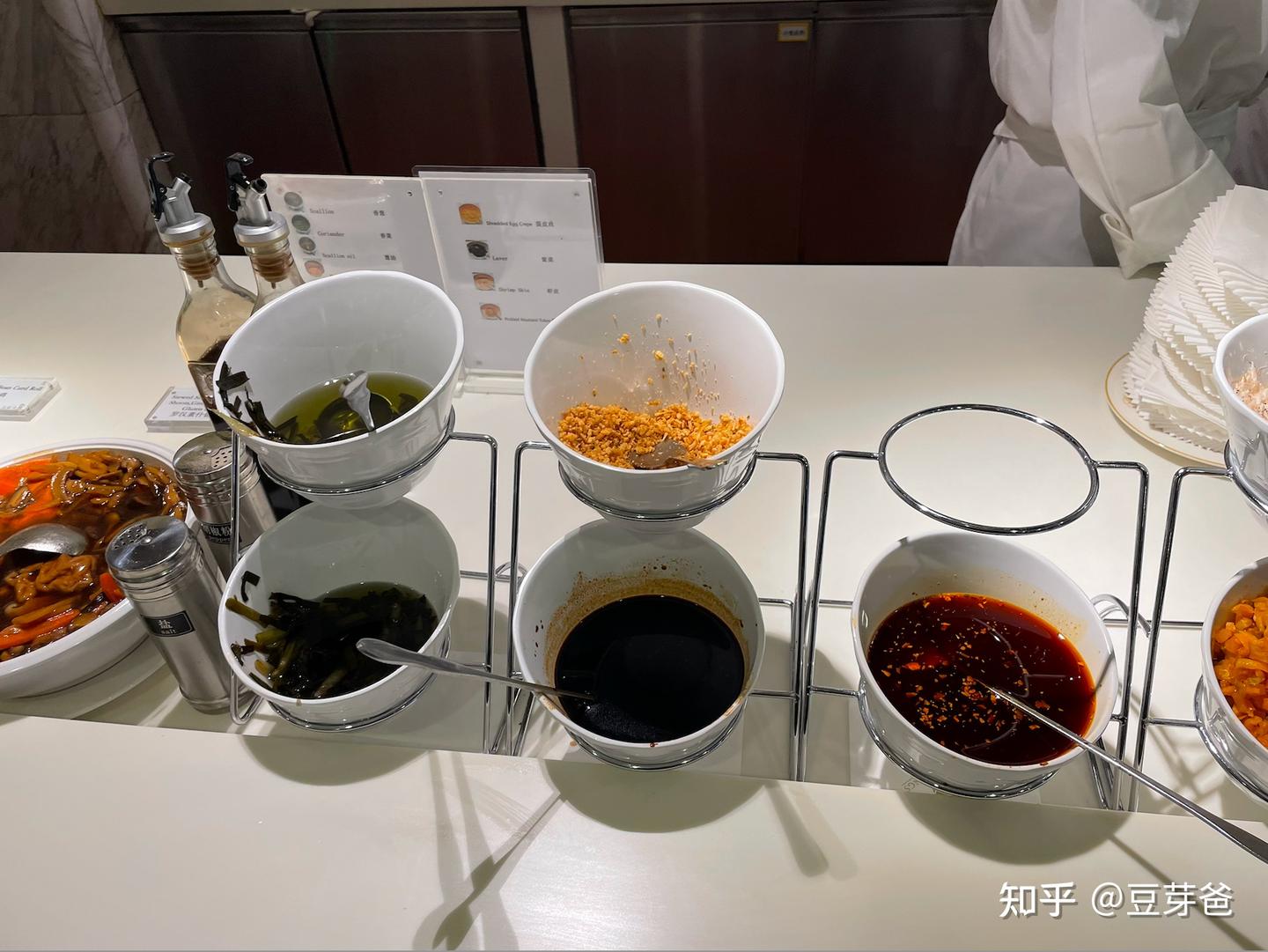 东航那碗面-上海浦东机场T1（V35休息室）「202503」 - 知乎