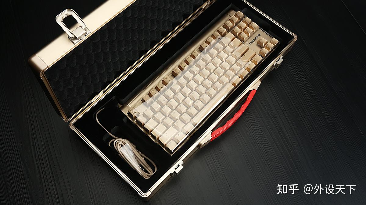 CHERRY MX8.0金色典藏版机械键盘简评：金色传说