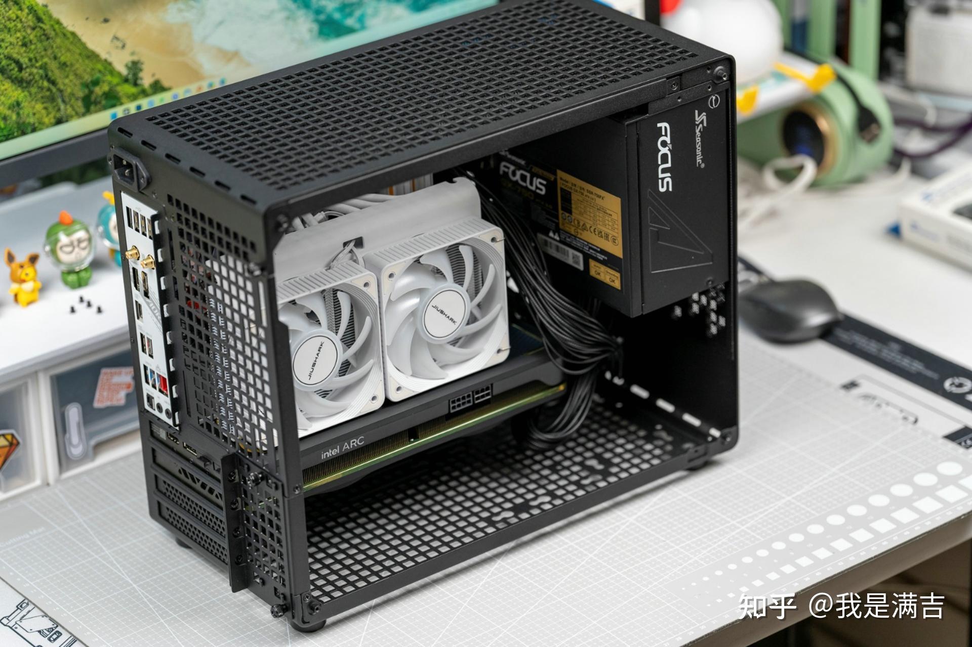 20L小尺寸 M-ATX机箱装机，乔思伯Z20打造精致桌面电脑