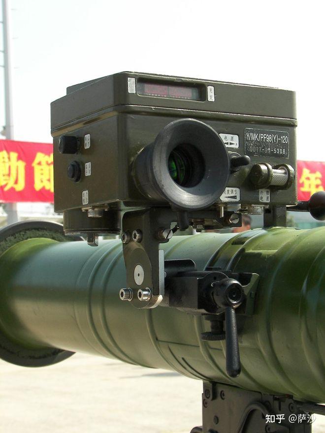 解放军步兵手中的火箭大炮：用了20多年的PF98式120毫米火箭筒 - 知乎