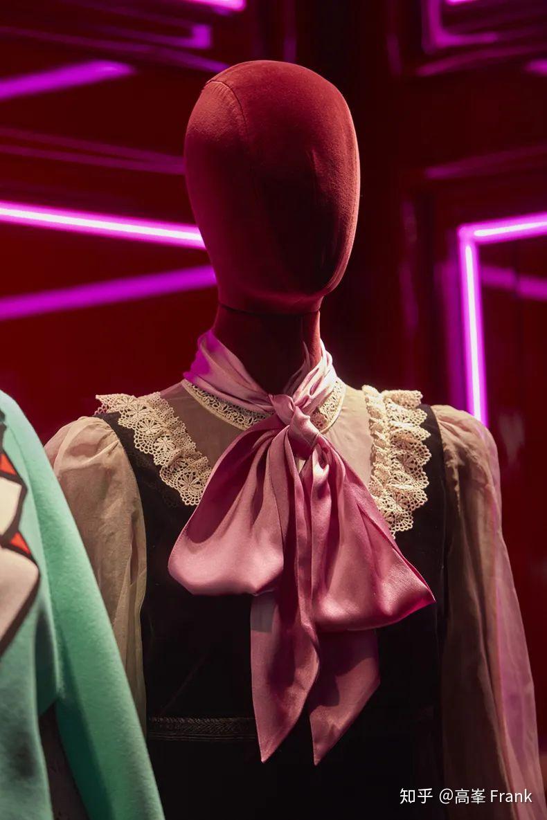 这些年，我们为之疯狂的Gucci——近距离了解Gucci的橱窗 - 知乎