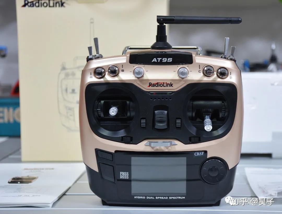 航模测评 | 乐迪只是新手控？AT9S PRO遥控器开箱调机完全测评 - 知乎