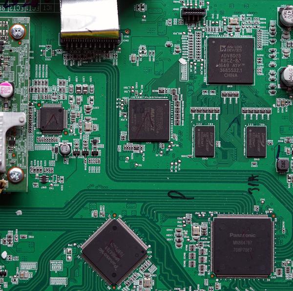 两台性价比之王的拆解！天龙AVR-X6400H和马兰士SR6012试用（上） - 知乎