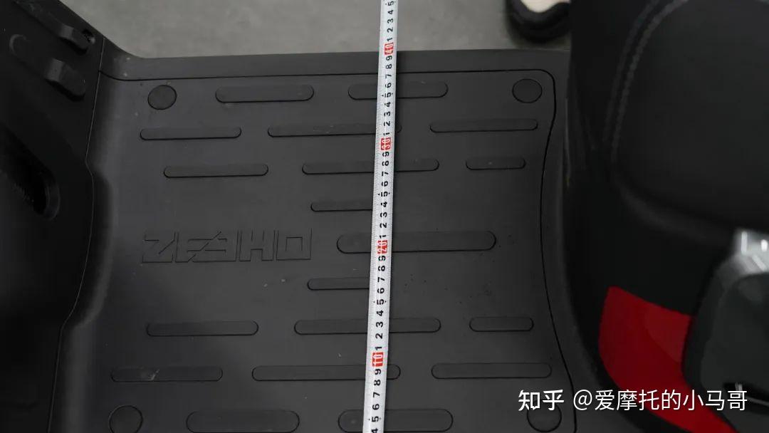 外卖神器极核EZ4，3780元起空间大，配置全，就是动力一般 - 知乎