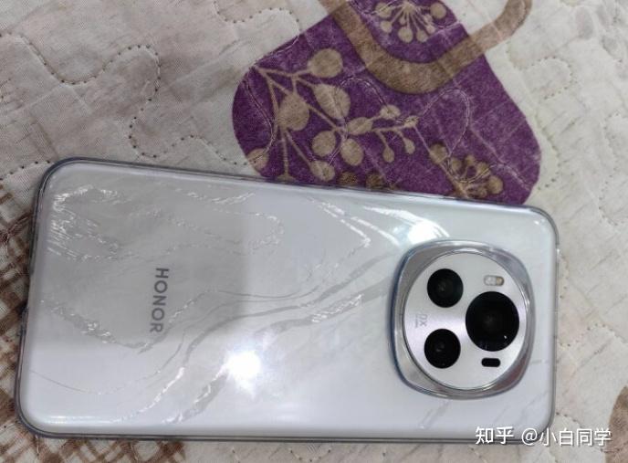 荣耀200pro和荣耀magic6区别大吗？那款更值得入手