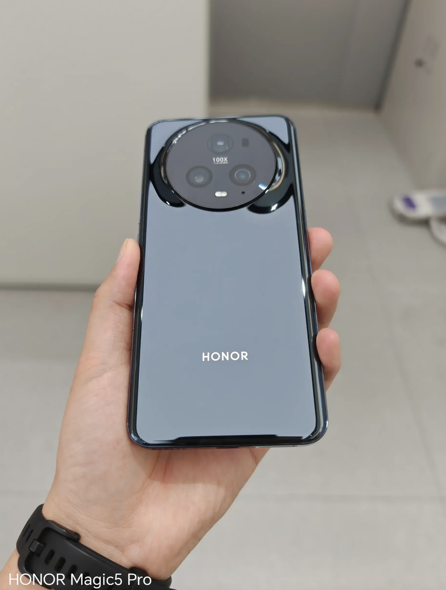 【2023年双十一、双十二荣耀magic5pro价格降价攻略】荣耀magic5pro怎么样？双十一、双十二荣耀magic5pro价格会降到多少钱？荣耀magic5pro和小米13pro怎么选择？