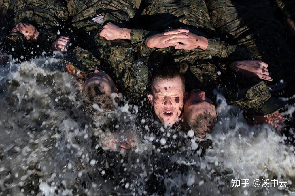 全球闻名的美国海豹突击队完整指南