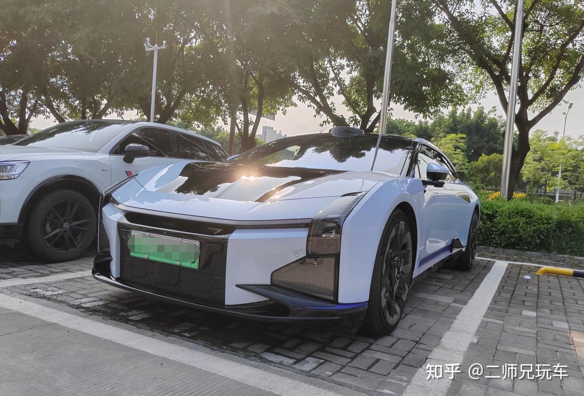 出场即是焦点？试驾高合HiPhi Z，60多万买它究竟值不值？ - 知乎