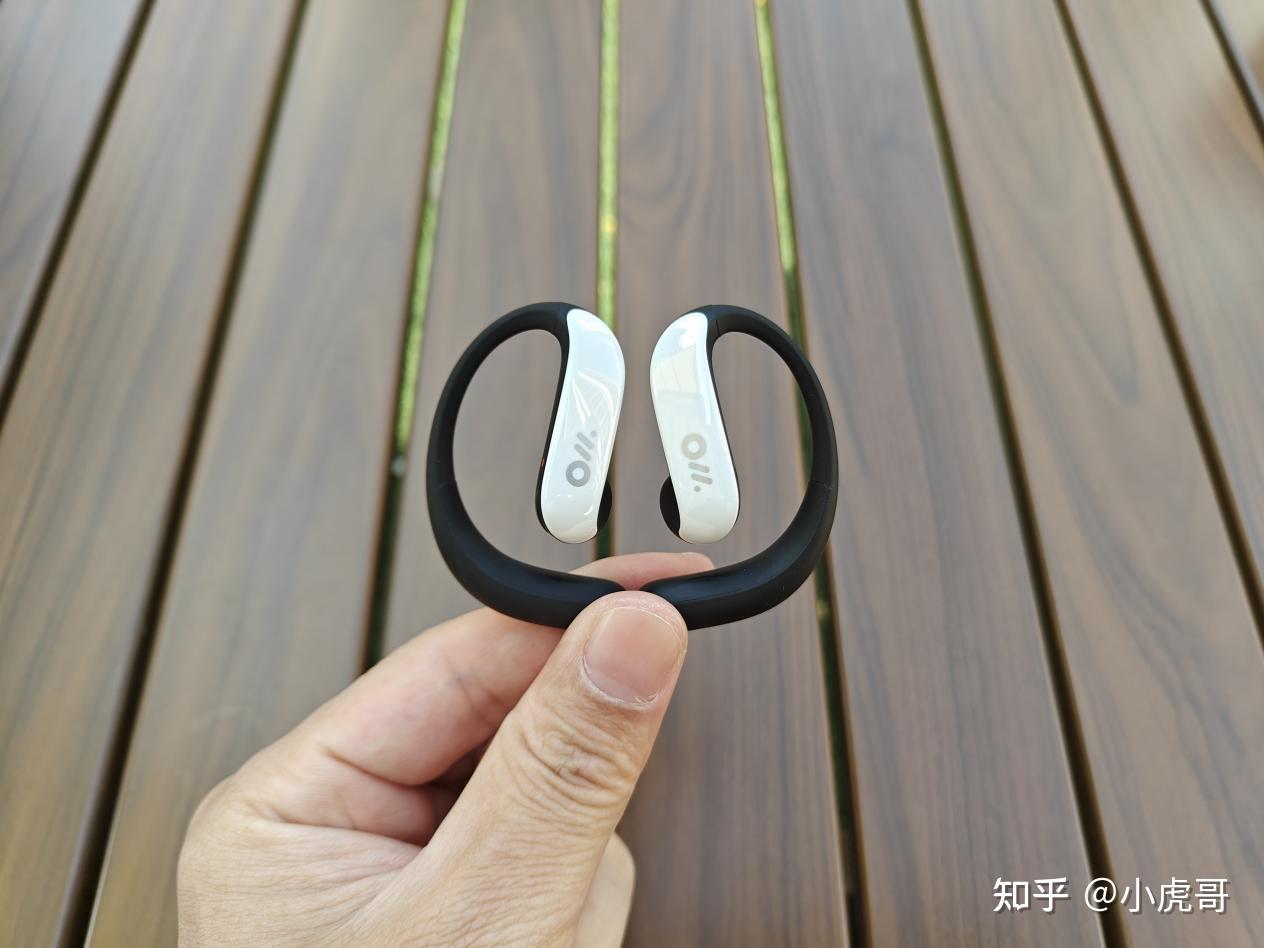 Ola Friend智能体耳机深度测评，作为一款开放式耳机，它的AI功能是噱头么？体验如何值得买吗？这篇文章告诉你～ - 知乎