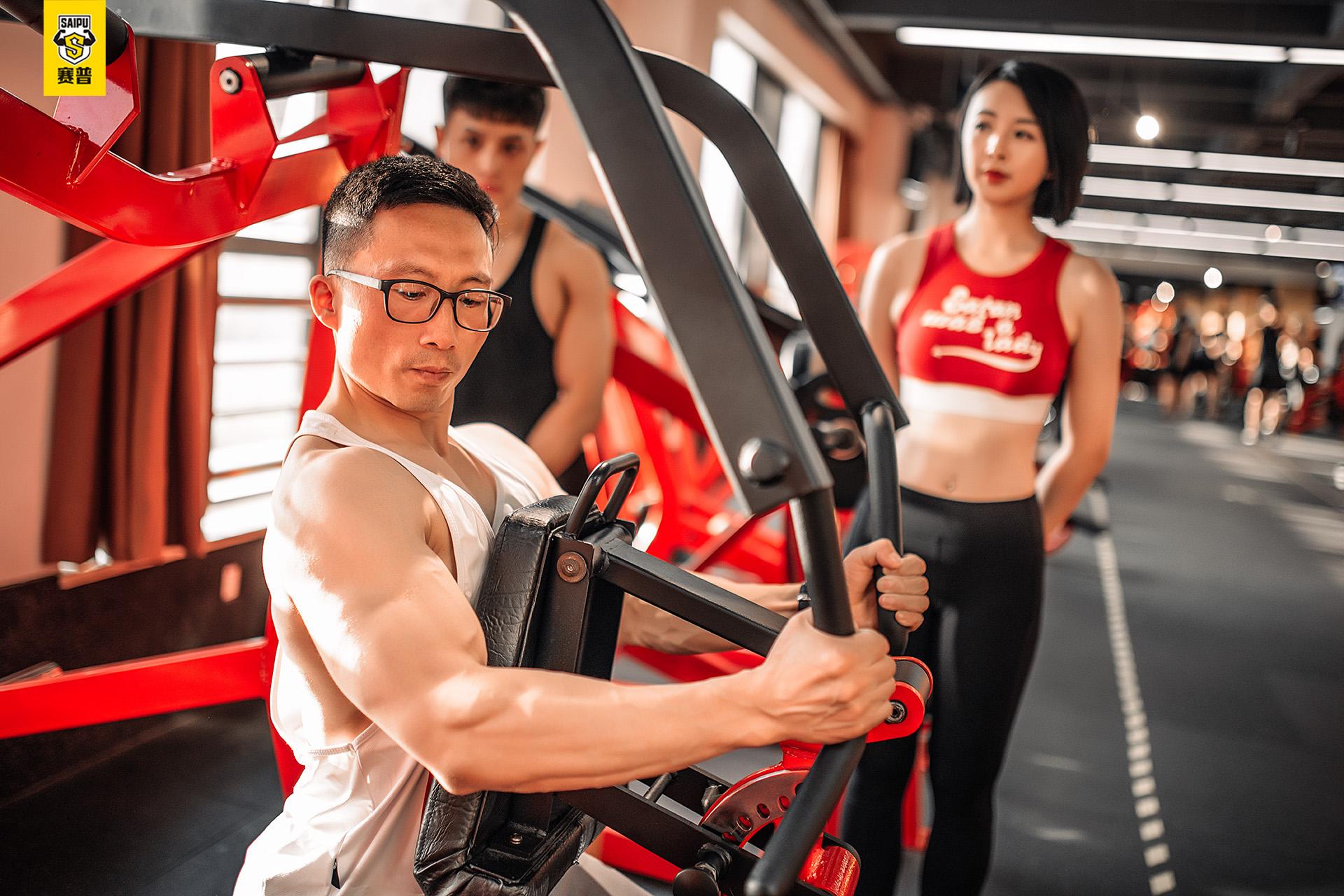 女生当健身教练累吗?有前途吗 知乎