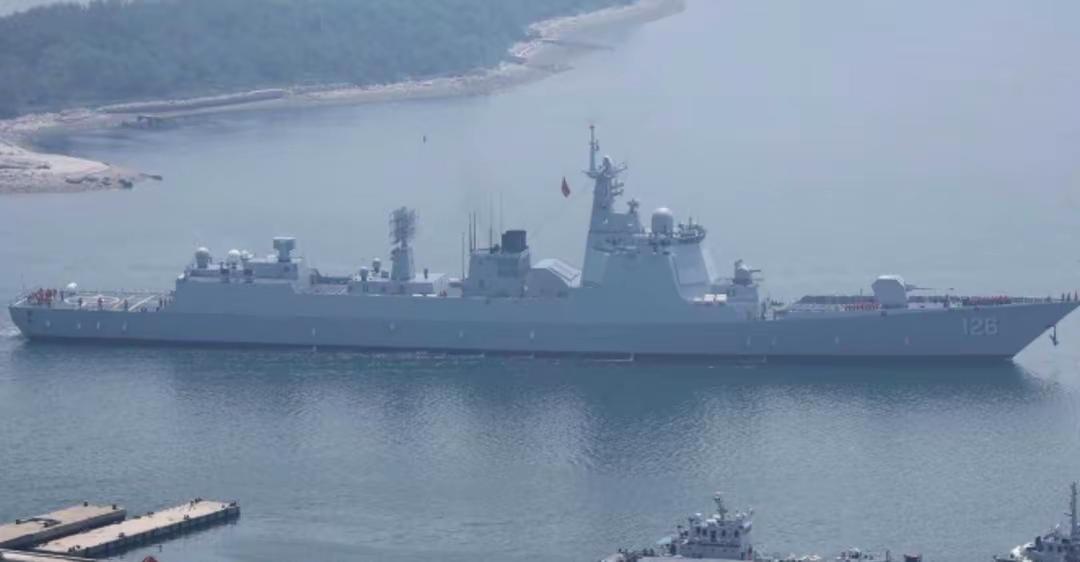 配备鹰击21，新列装5艘052DM性能横扫其它盾舰？ - 知乎