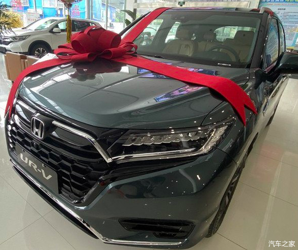 2020款本田UR-V到店实拍！银黛灰色车身比较精致，配适时四驱 - 知乎