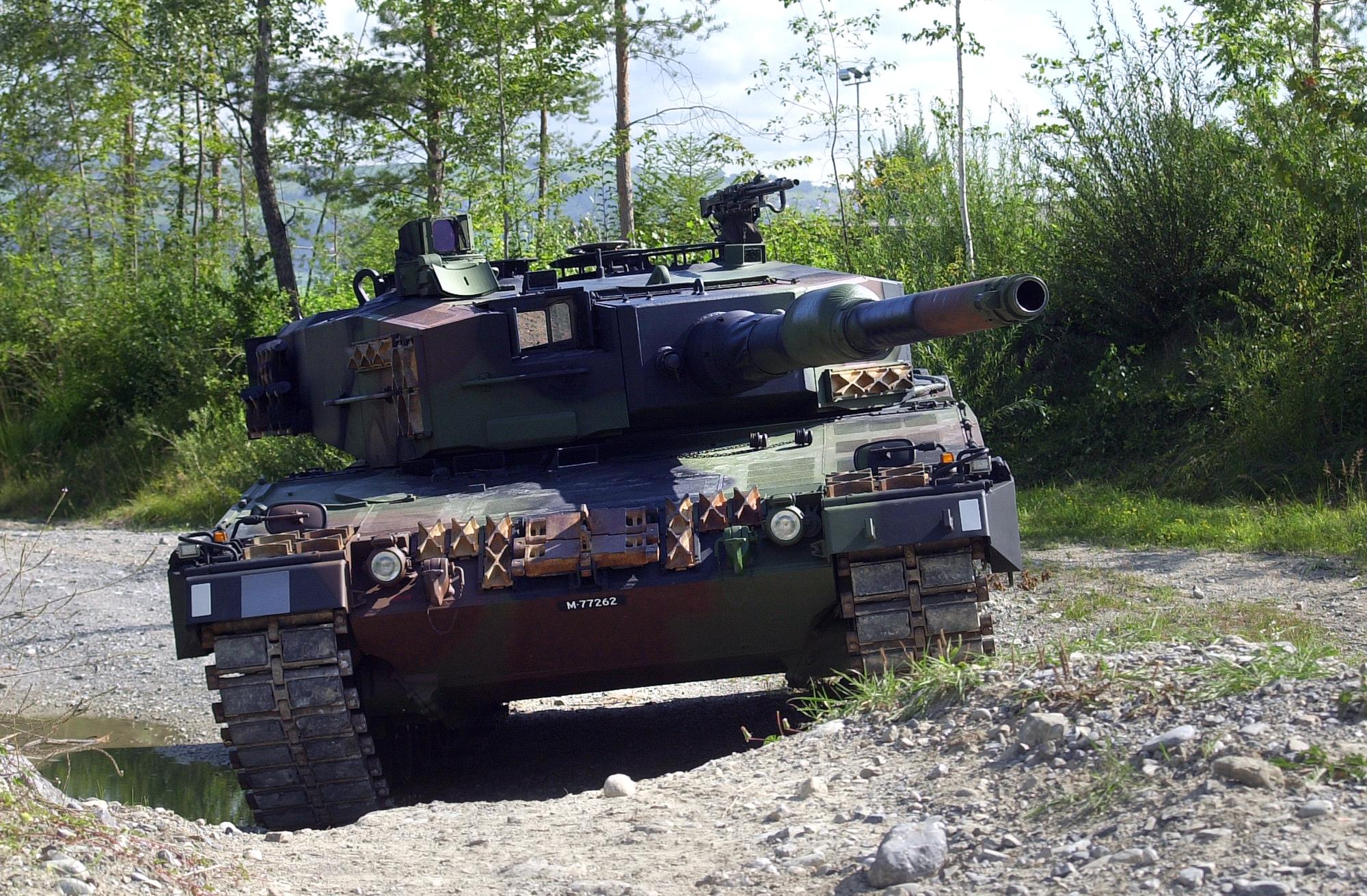Leopard 2 各型号实物图收集 - 知乎
