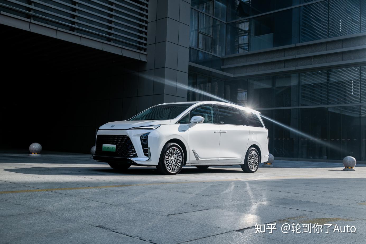 别克GL8家族产销突破200万台 - 知乎