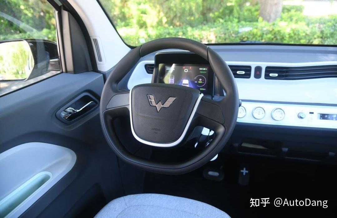 微型电动车里的“精装房”是？ 奇瑞QQ冰淇淋对比五菱宏光MINI EV - 知乎