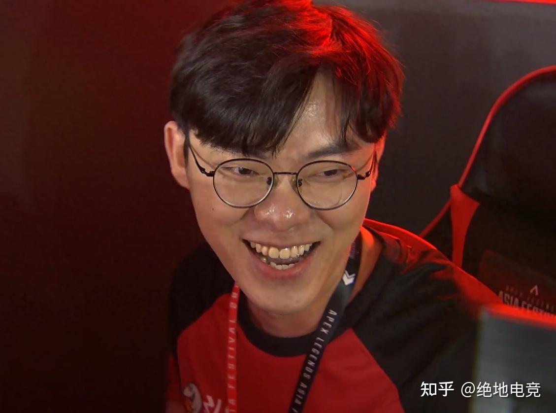 APEX亚洲尖峰嘉年华娱乐赛！一代拳王明月翻车，Jacky问鼎成功 - 知乎
