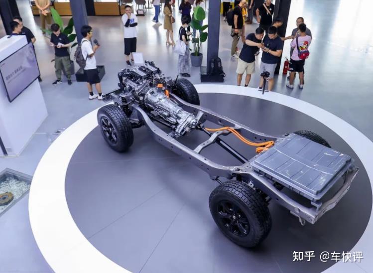 刚刚下线的坦克600，凭借3.0T+9AT，真能碾压酷路泽？ - 知乎