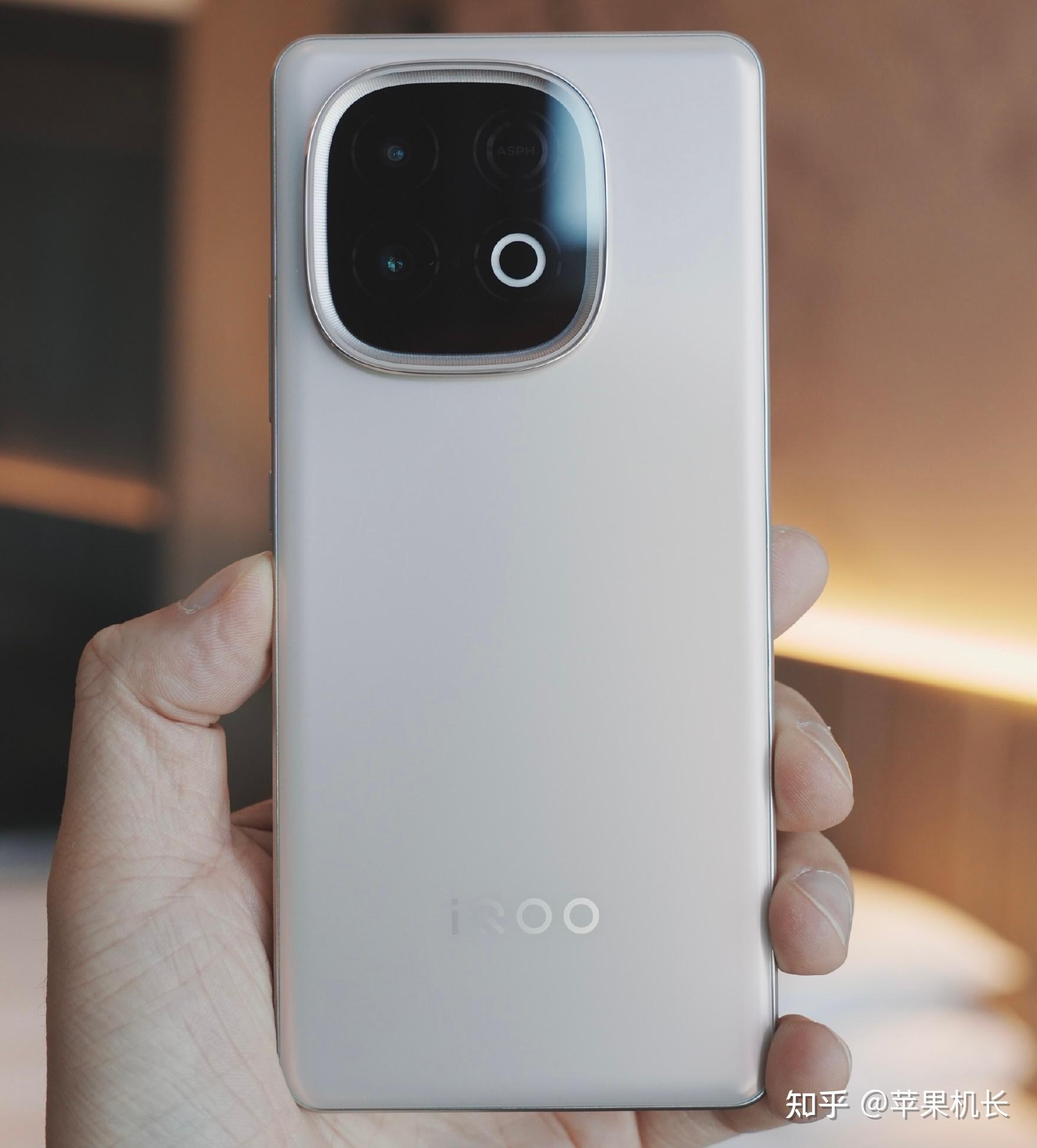 1529元起，iQOO Z10 Turbo系列正式发布，配置参数详细解读