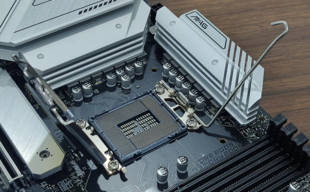 [小红龙大讲堂]教你正确安装CPU - 知乎