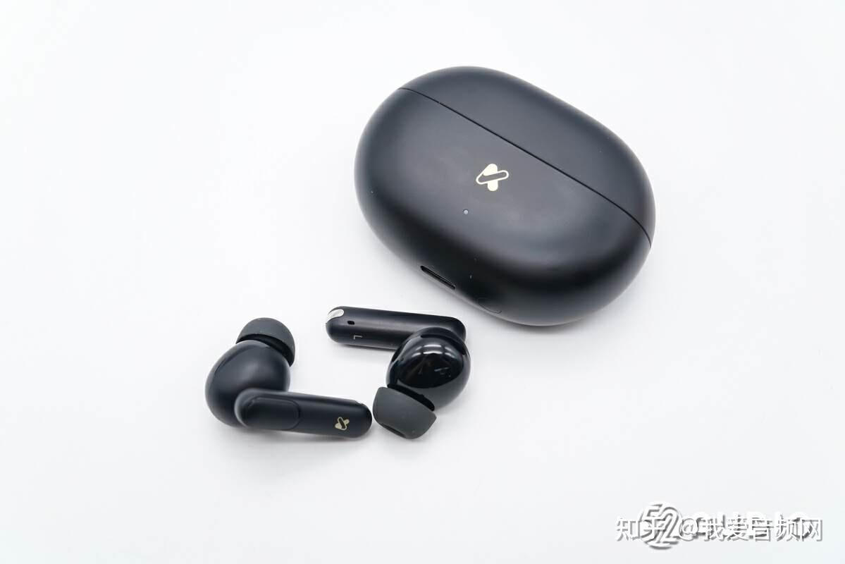 英集芯 智能双向通讯 解决方案IP5518充电仓管理SoC获小酷M7 Pro真无线耳机采用 - 知乎