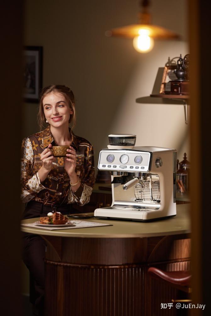 家用半自动咖啡机怎么选？ 家用半自动咖啡机应该了解这些！| 新到的佩罗奇（Pedrocchi）S1意式半自动咖啡机开箱啦~