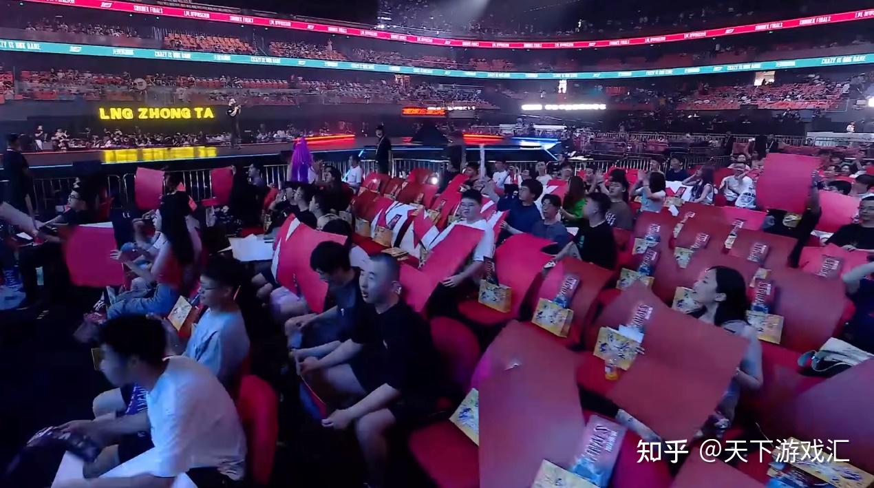Jdg夺冠热度创新低，远不及uzi和jkl，现场大量空座，观赏性不足 知乎