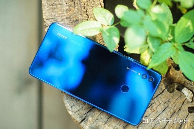 荣耀手机X系列属于什么档次？值得入手吗？ - 知乎