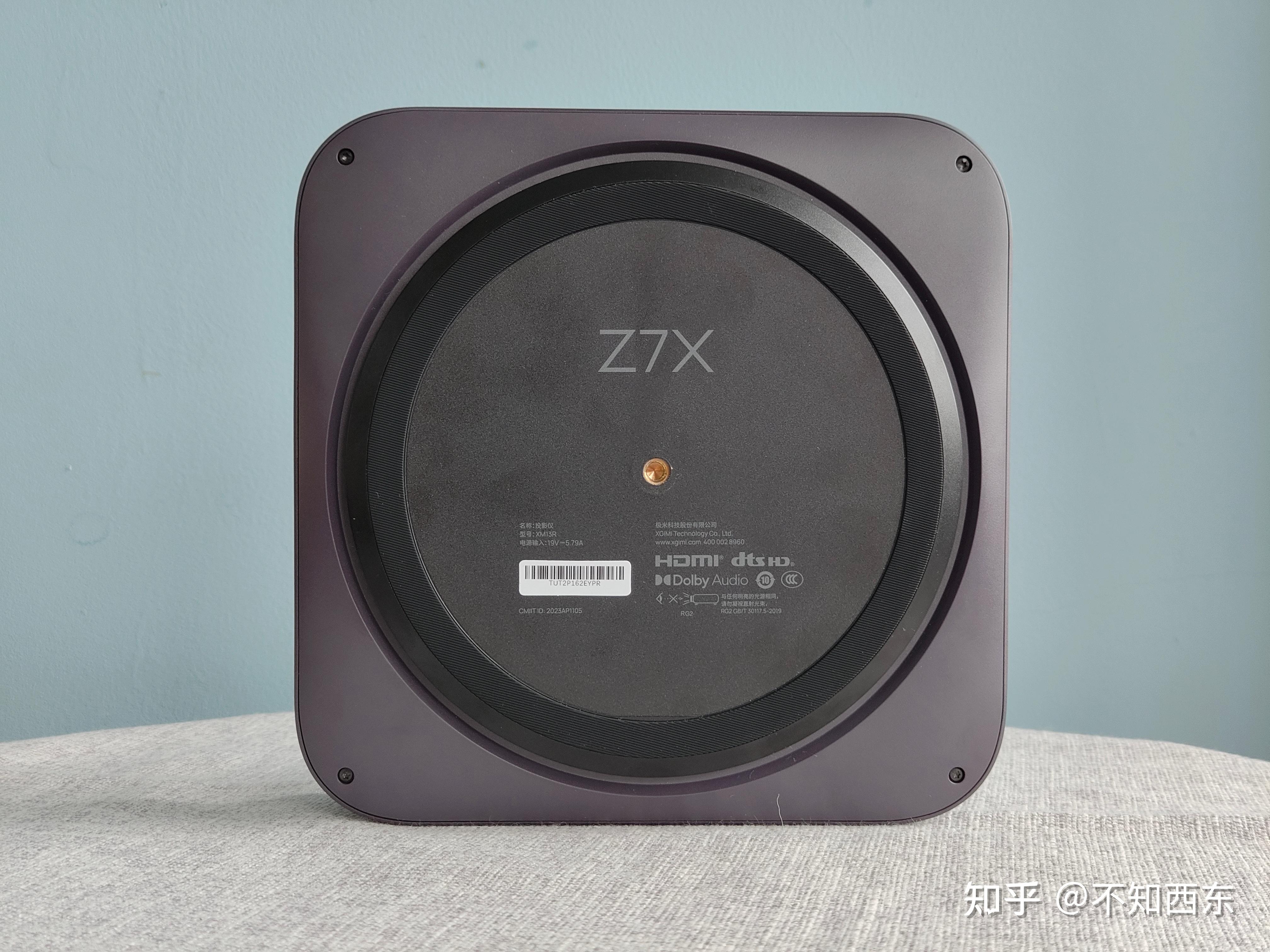 闭眼可入的百寸大屏，极米Z7X带来了哪些真香升级？ - 知乎