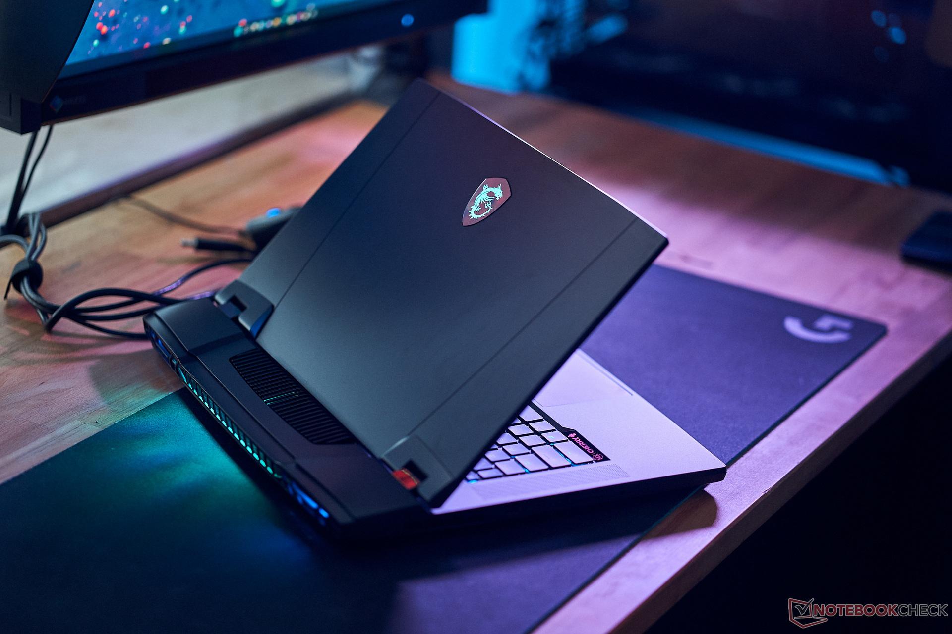 最强硬件，顶级性能！微星Titan GT77 HX评测