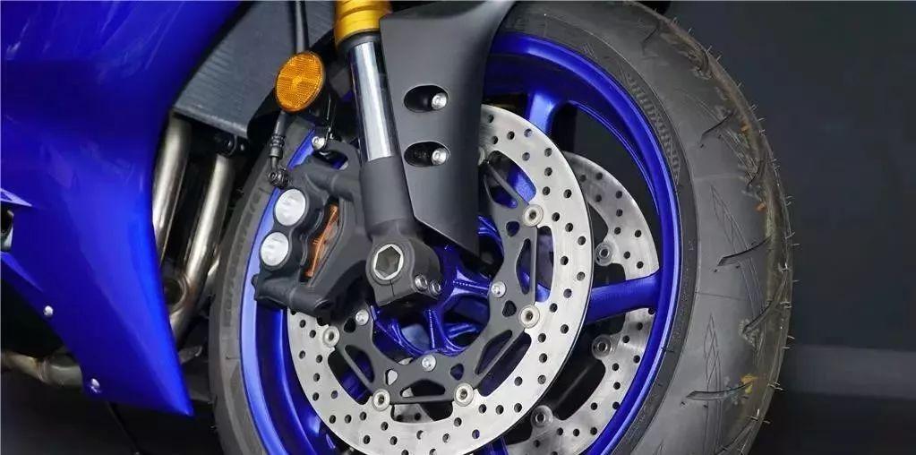 能上牌的R6真的来了，售价21万左右！ - 知乎