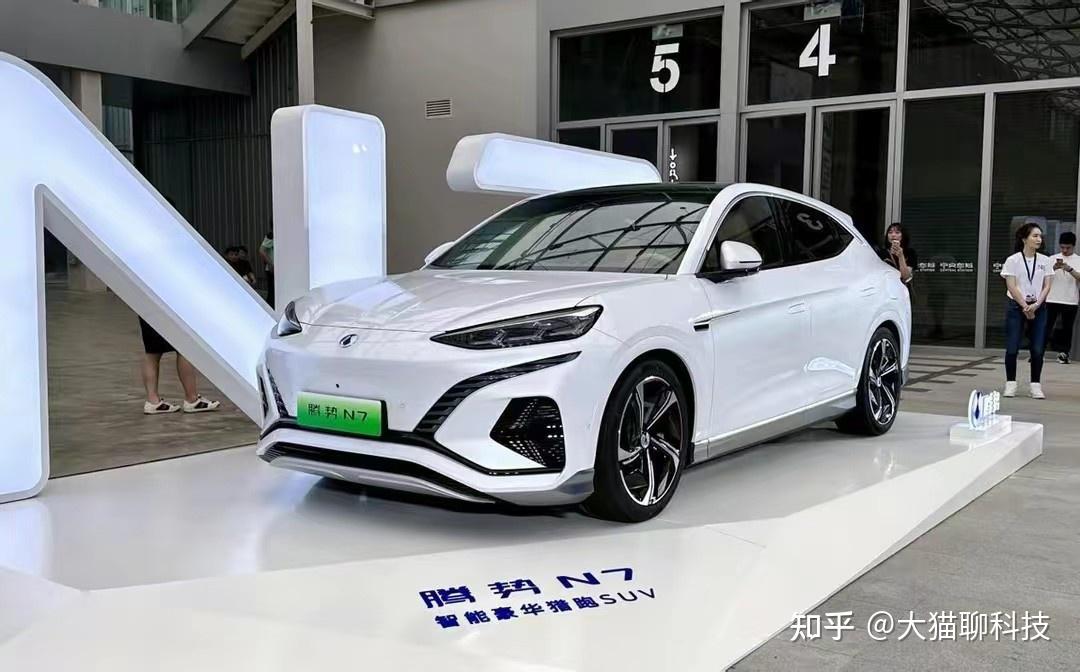 腾势N7正式上市，30.18万起入门即高配，BBA还有机会吗？ - 知乎