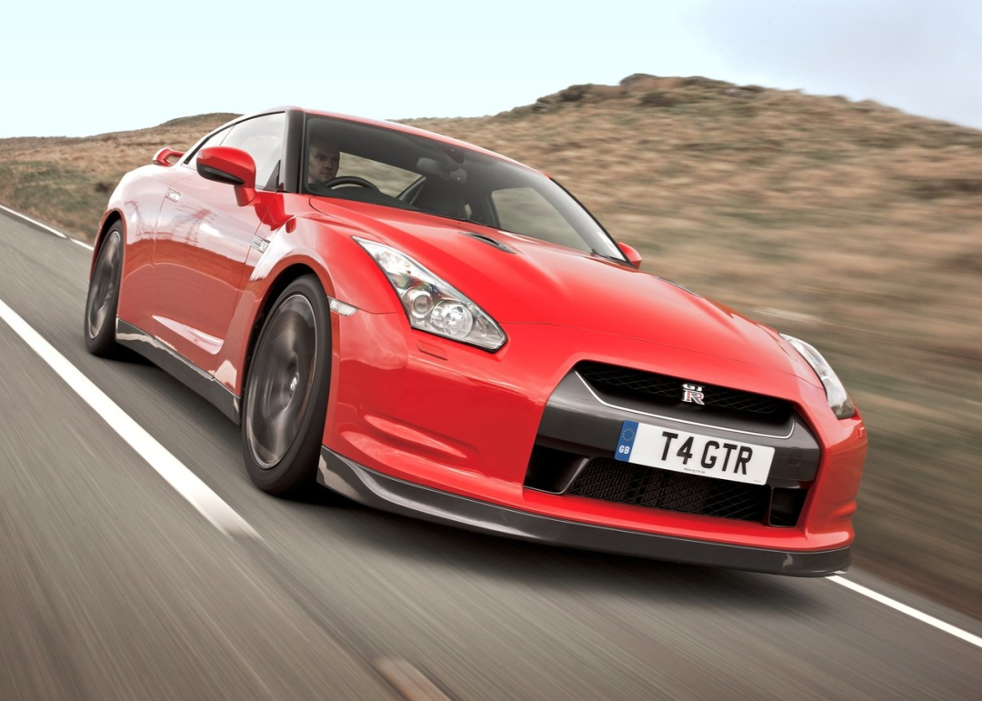 GTR R35不光是超跑杀手，更振兴了身陷泥潭的日产？ - 知乎